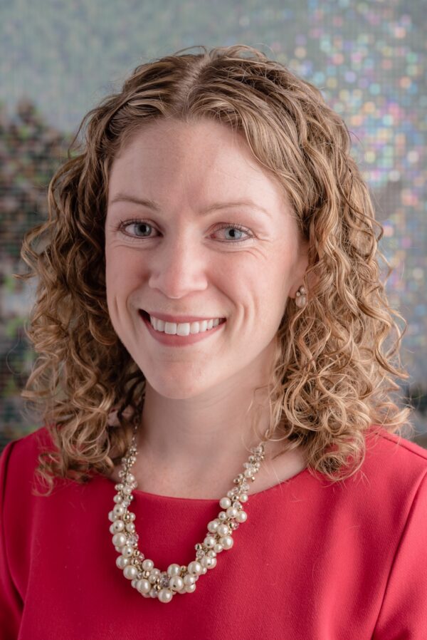 Girl Banker in the Making: Alyssa Hermann - The Girl Banker